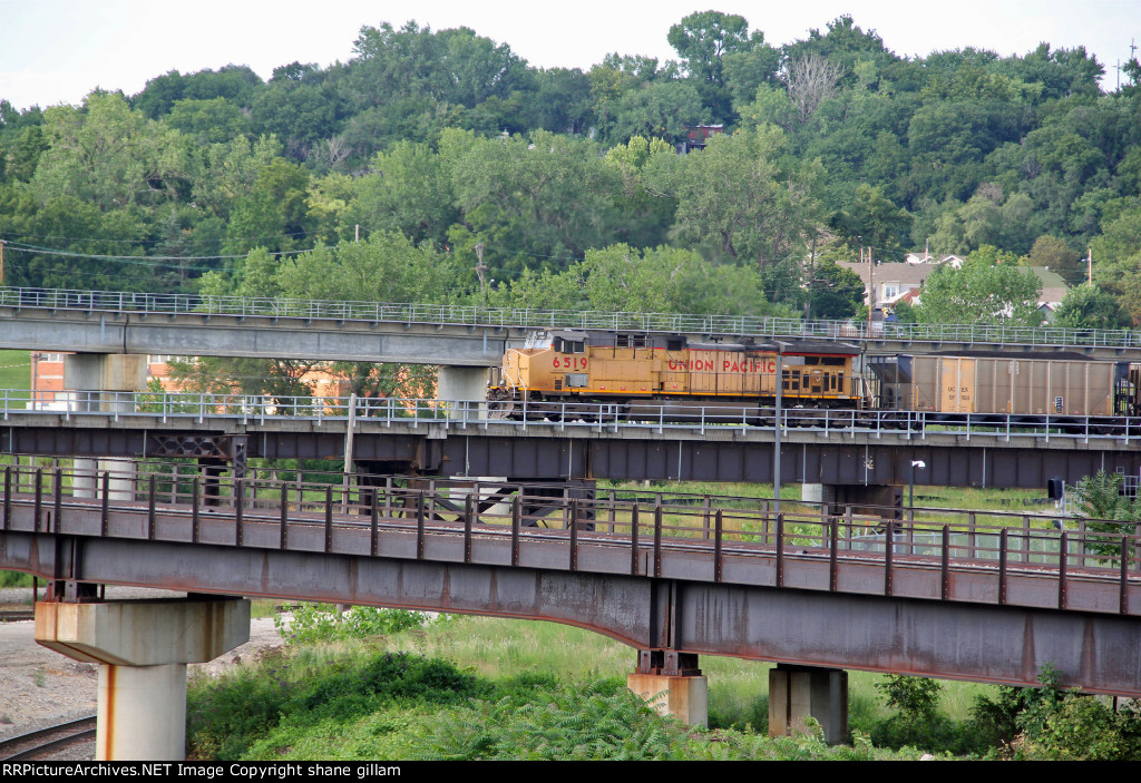 Dpu on a Wb loaded coal train.
